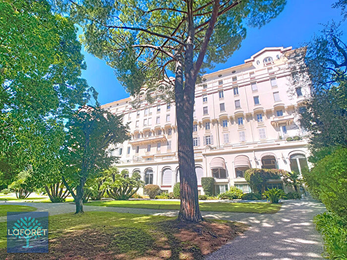 Appartement à vendre - Cannes, Prado, République - 7 pièces - 5 chambres