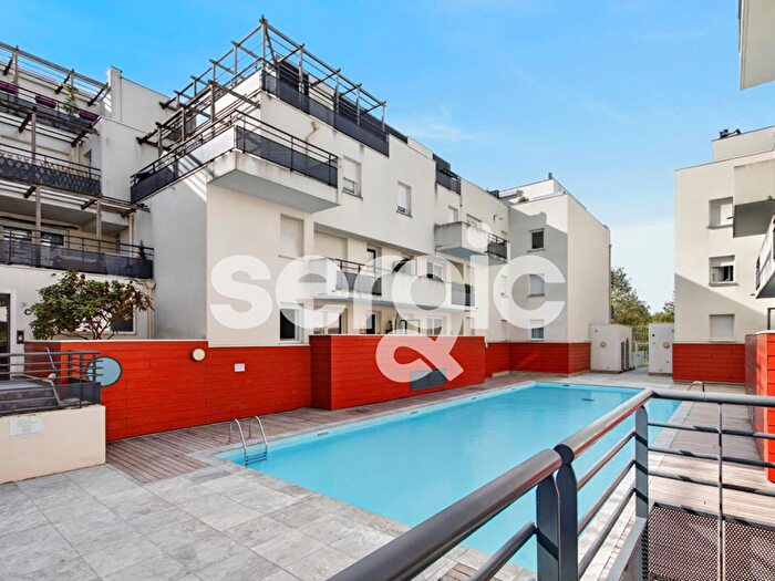 Carrières-sous-Poissy, Bords de Seine, Ile de la Dérivation : Appartement 2 pièces à vendre