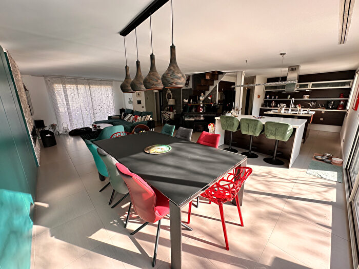 Maison à vendre - Le Plessis-Trévise, Saint-Antoine - 6 pièces - 4 chambres