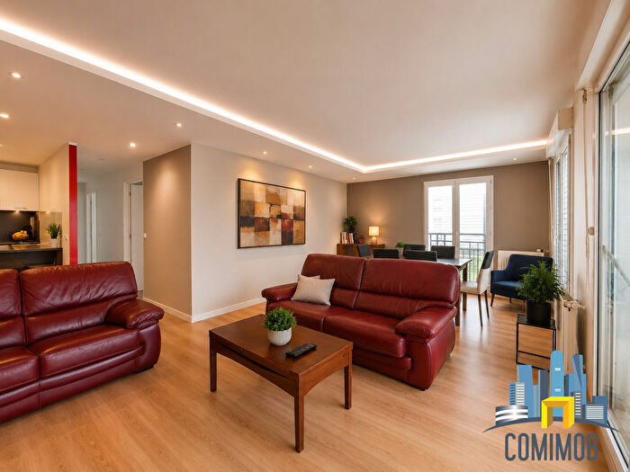 Courbevoie - Appartement 5 pièces à vendre
