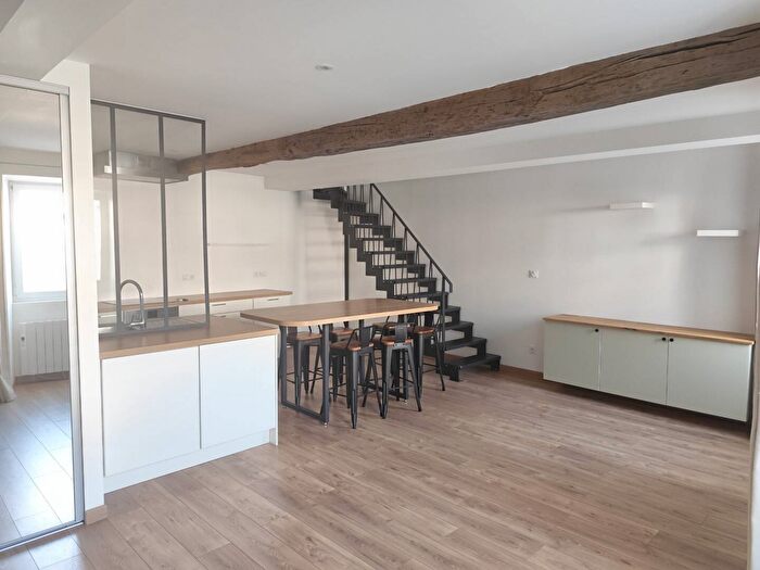 Maison à louer - Bessenay - 4 pièces - 3 chambres