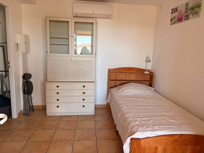 Camplanier, Nîmes - Appartement 1 pièce à louer
