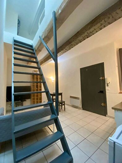 Appartement à louer - Les Selves-Le Seiran, Draguignan - 2 pièces - 1 chambre