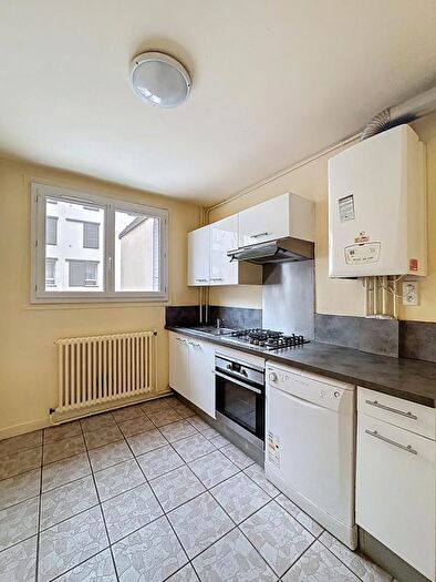 Appartement 4 pièces à Clermont-Ferrand, Chanteranne, La Glacière, à louer
