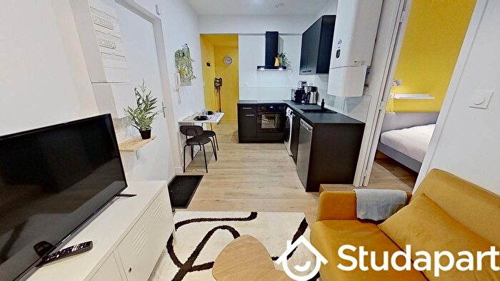 Appartement à louer - Saint Pierre, Brest - 1 pièce - 1 chambre