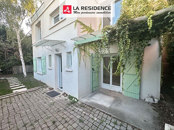 Maison à vendre - Chatou, Ouest - 7 pièces - 4 chambres