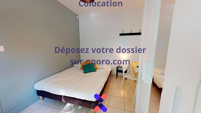 Appartement à louer - Croix Rousse Gros Caillou, Lyon ème arrondissement - 7 pièces - 6 chambres