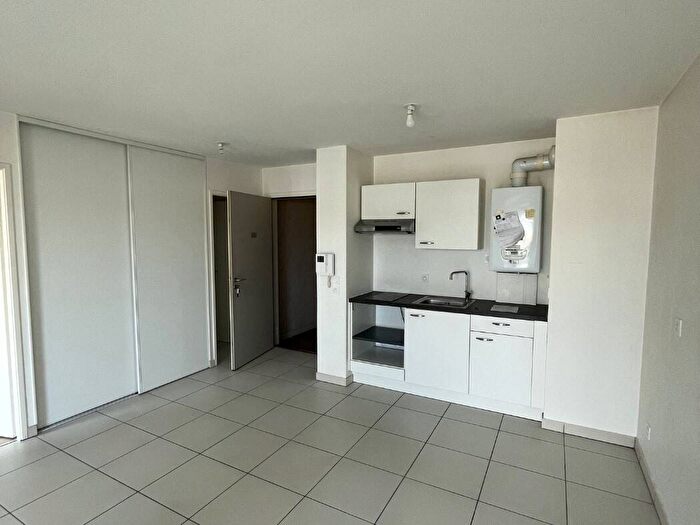 Appartement 3 pièces à Villeurbanne, à louer