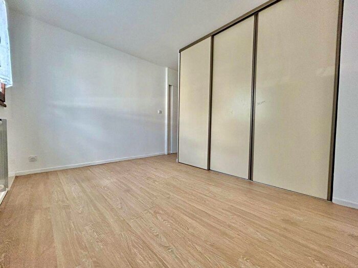 Appartement à louer - Lyon ème arrondissement - 2 pièces - 1 chambre