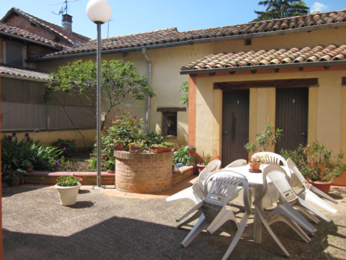 Appartement à louer - Caussade - 3 pièces - 2 chambres