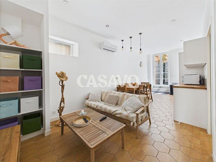 Appartement à vendre - Toulon, Place dArmes - 3 pièces - 2 chambres