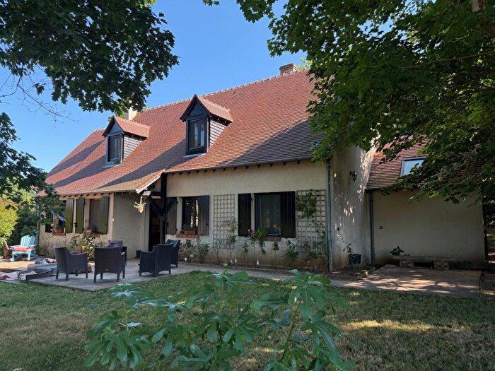 Maison 8 pièces à vendre - La Châtre