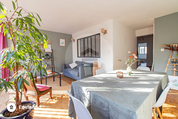 Appartement à vendre - Vanves, Centre Saint-Rémy - 4 pièces - 2 chambres