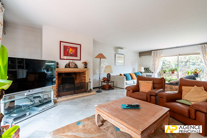 Maison à vendre - Maisons-Laffitte, Est - 8 pièces - 5 chambres