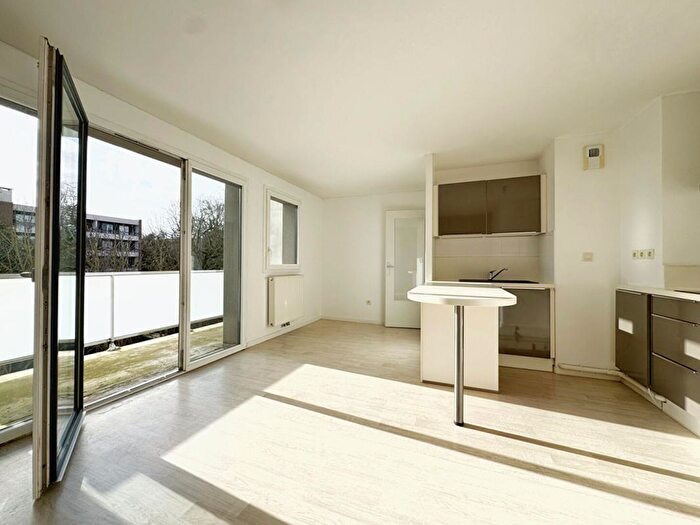 Appartement à vendre - Lille, Faubourg de Béthune - 2 pièces - 1 chambre