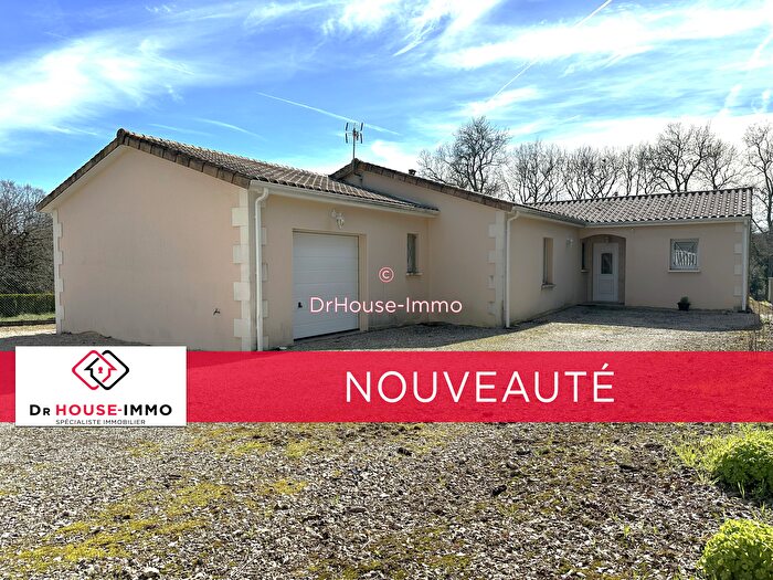 Maison à vendre - Saint-Cybardeaux - 4 pièces - 3 chambres