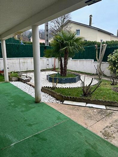 Appartement à louer - Roussillon - 3 pièces - 2 chambres