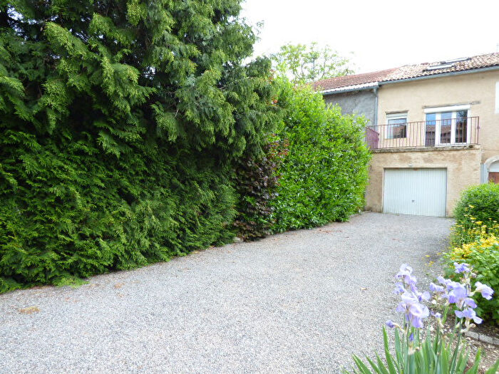 Ourches-sur-Meuse - Maison 4 pièces à louer