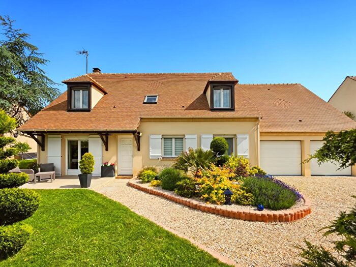 Maison 9 pièces à vendre - Rambouillet, Villeneuve, Hippodrome