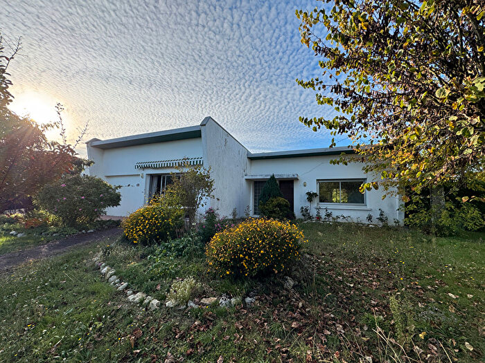 Maison à vendre - Saint-Palais-sur-Mer - 5 pièces - 4 chambres