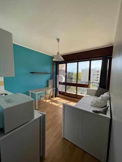 Patrick, Le Plessis-Robinson : Appartement 1 pièce à louer