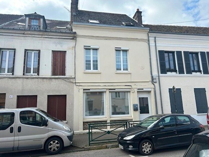 Maison 10 pièces à vendre à Bréval