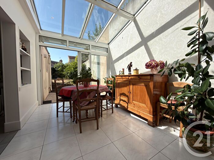 Maison 6 pièces à vendre à Châteauroux, Centre-ville, Les Marins