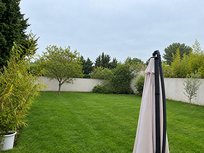Maussane-les-Alpilles - Maison 4 pièces à louer