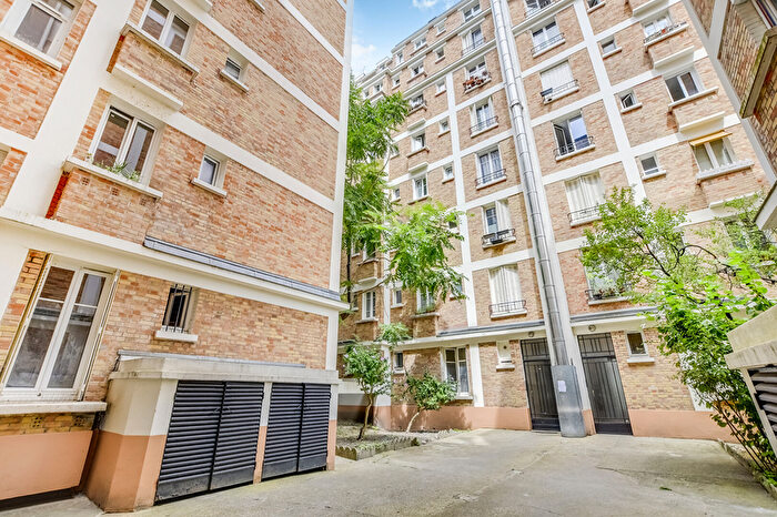 Paris 19ème, Mouzaia - Appartement 1 pièce à vendre