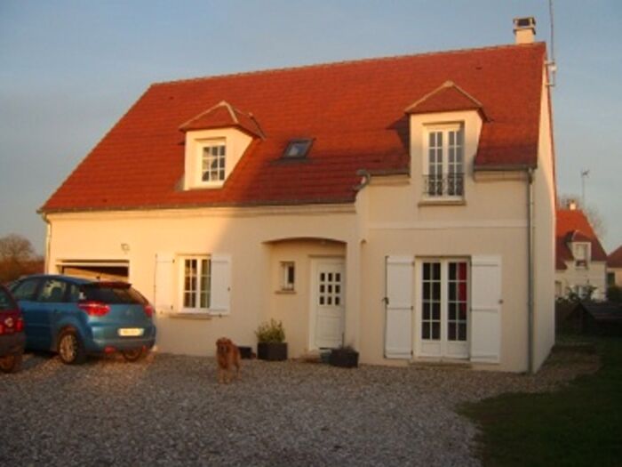 Maison à louer - Ormoy-le-Davien - 5 pièces - 4 chambres