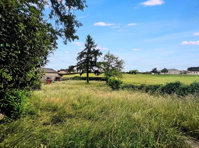 Maison à vendre - Chambilly - 7 pièces - 5 chambres