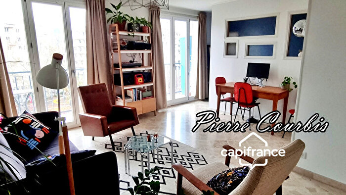 Appartement à vendre - Villeurbanne, Charmettes - 2 pièces - 1 chambre