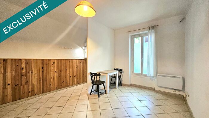 Appartement 3 pièces à vendre - Pertuis, Centre-ville, Fours à Chaux, Claret
