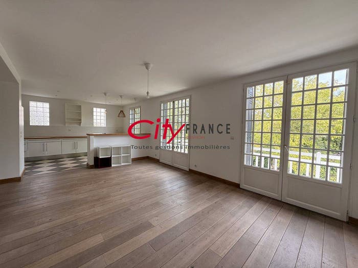 Villennes-sur-Seine - Maison 6 pièces à louer