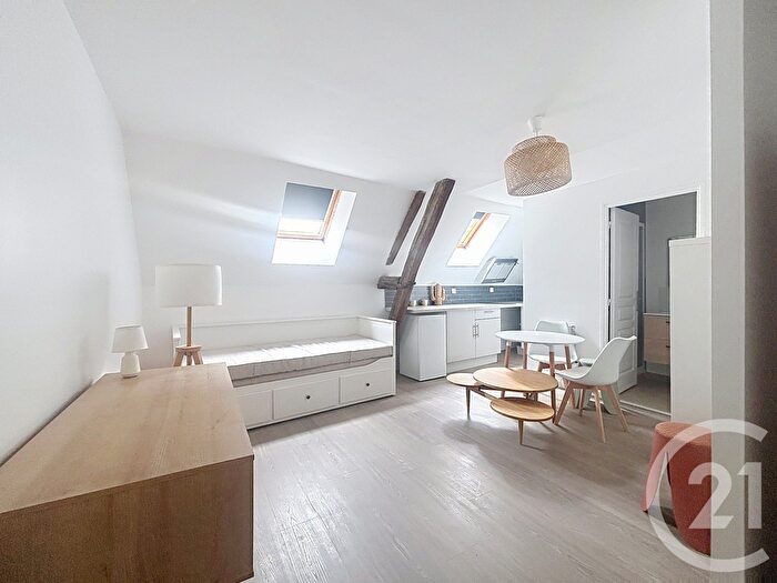 Appartement 1 pièce à louer à Troyes, Cathédrale