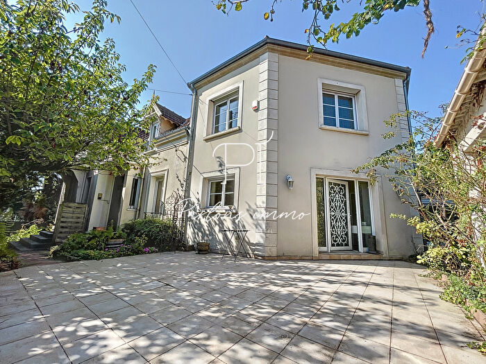 Maison à vendre - Gagny, Parc Carette - 11 pièces - 6 chambres