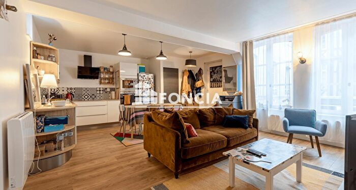 Appartement à vendre - Rouen, Vieux Marché, Cathédrale - 3 pièces