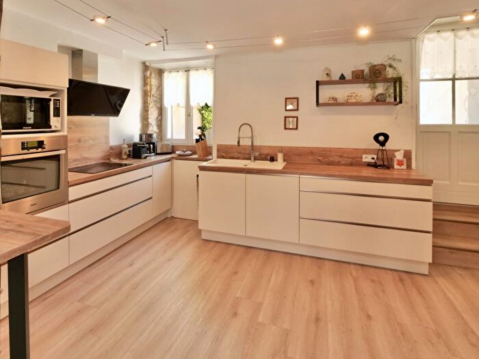 Maison 7 pièces à vendre à Valence-en-Brie