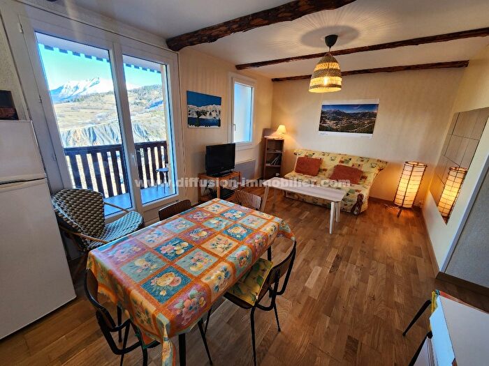 Appartement à vendre - Enchastrayes - 1 pièce