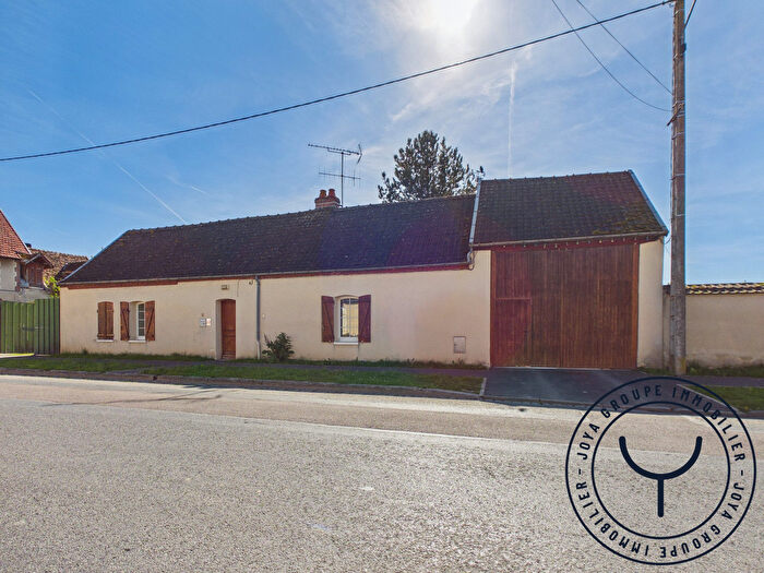 Saint-Just-Sauvage - Maison 6 pièces à vendre