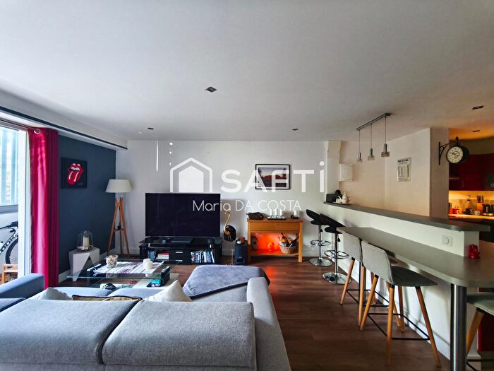 Pau, XIV Juillet : Appartement 3 pièces à vendre