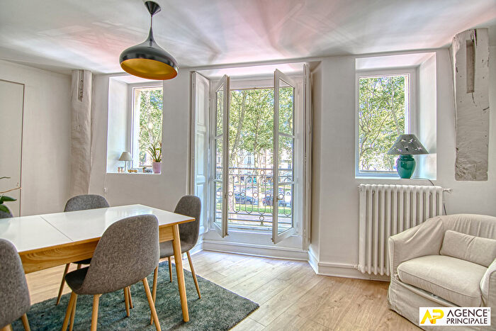 Appartement à vendre - Versailles, Notre Dame - 5 pièces - 3 chambres