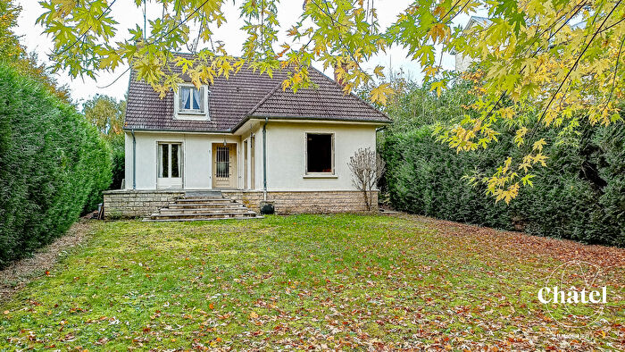Maison à vendre - Vineuil-Saint-Firmin - 6 pièces - 4 chambres