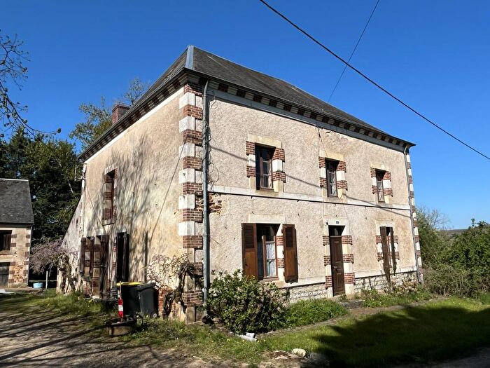 Maison à vendre - Quantilly - 7 pièces - 5 chambres