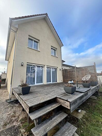 Maison à vendre - Is-sur-Tille - 6 pièces - 4 chambres