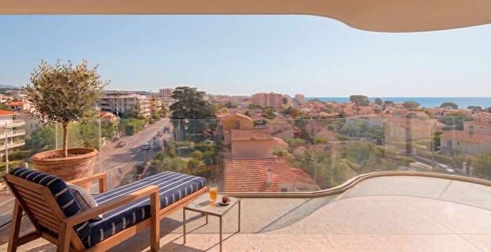 Appartement 3 pièces à vendre - Cagnes-sur-Mer, Pain de Sucre, Caucours