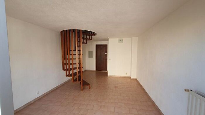 Appartement à louer - Juvignac - 3 pièces - 2 chambres