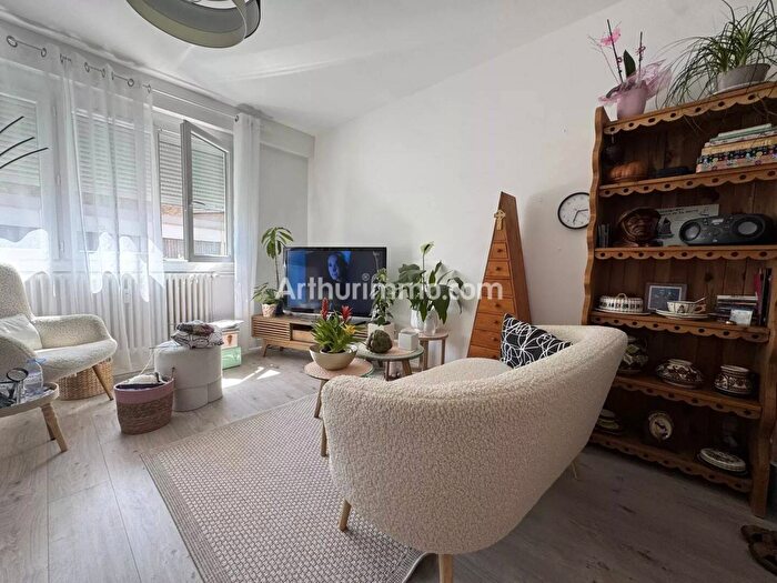 Appartement à louer - Montmorot - 2 pièces - 1 chambre