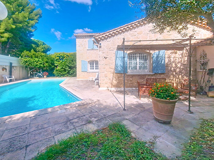 Maison à vendre - Juvignac - 6 pièces - 5 chambres