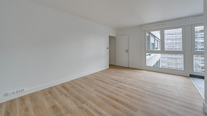 Appartement à louer - Paris e , Georges Brassens - 2 pièces - 1 chambre